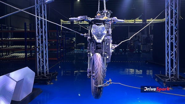 Ultraviolette F77 Electric Bike റേഞ്ച്, ബുക്കിംഗ്, ഡെലിവറി മറ്റ് ...